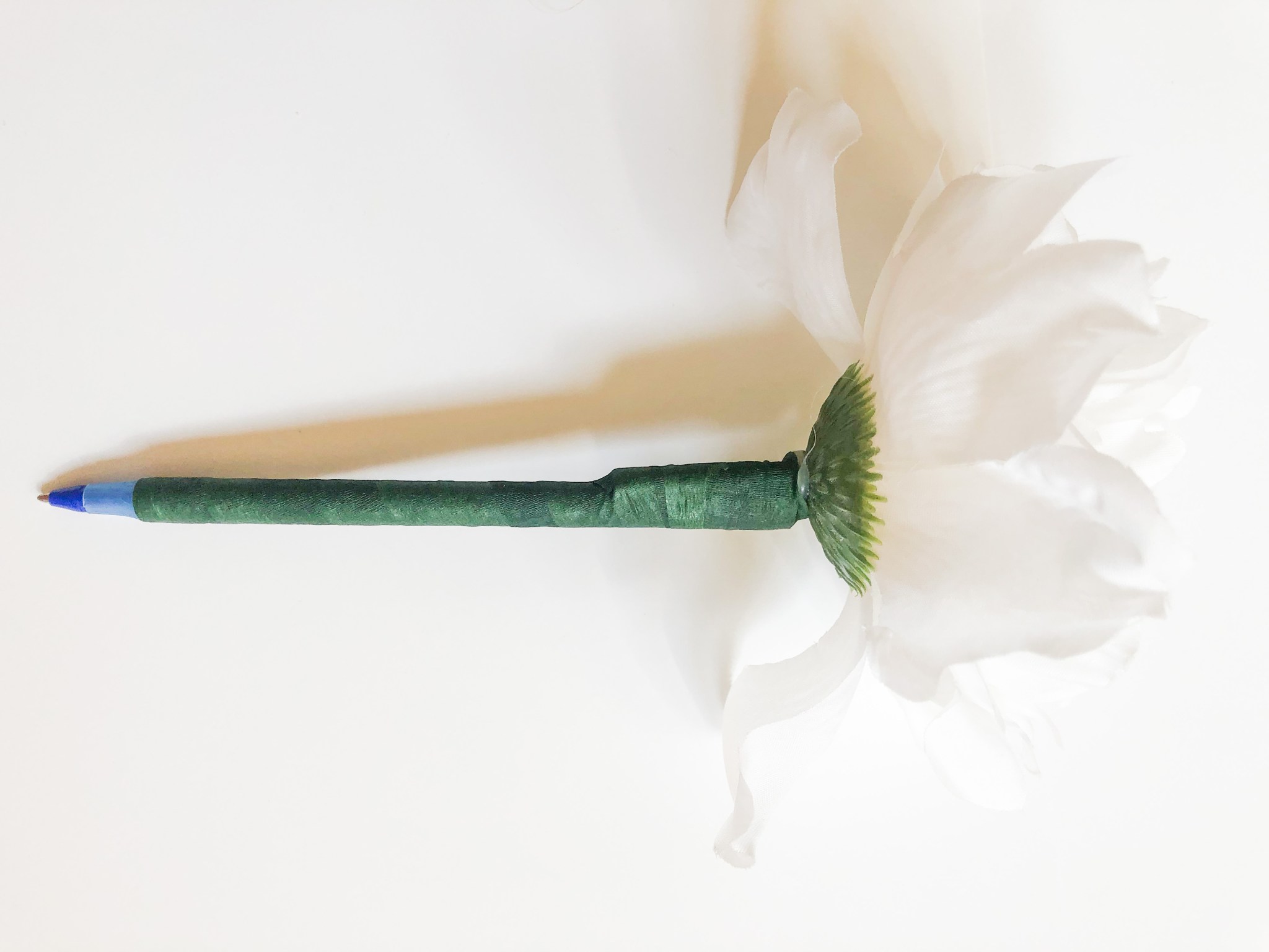 Simple and Easy Flower Pens – Love, mads